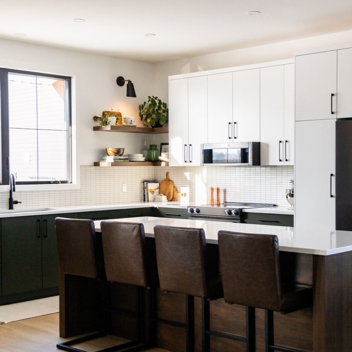 Falcon Drive – Two30Nine by Decor